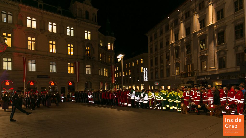 Flaggenparade zum Nationalfeiertag in Graz: Die besten Fotos & Videos