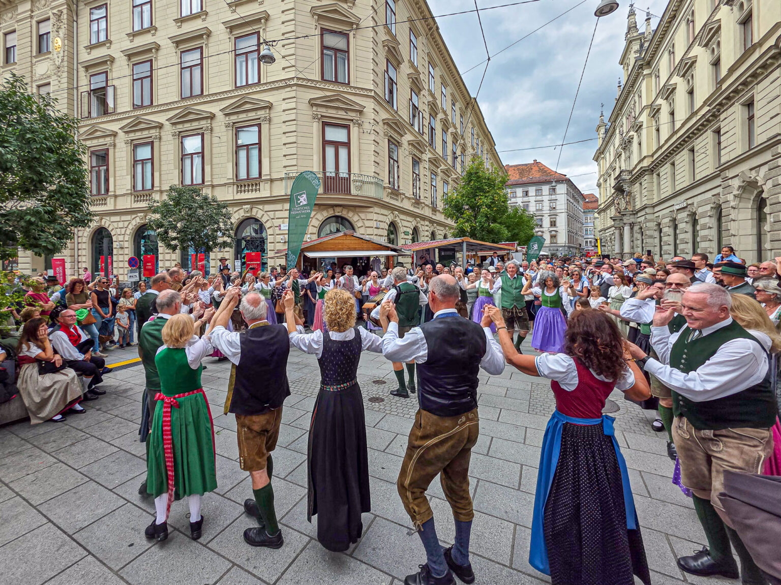 Aufsteirern 2025: Graz feiert Tracht, Musik und Brauchtum